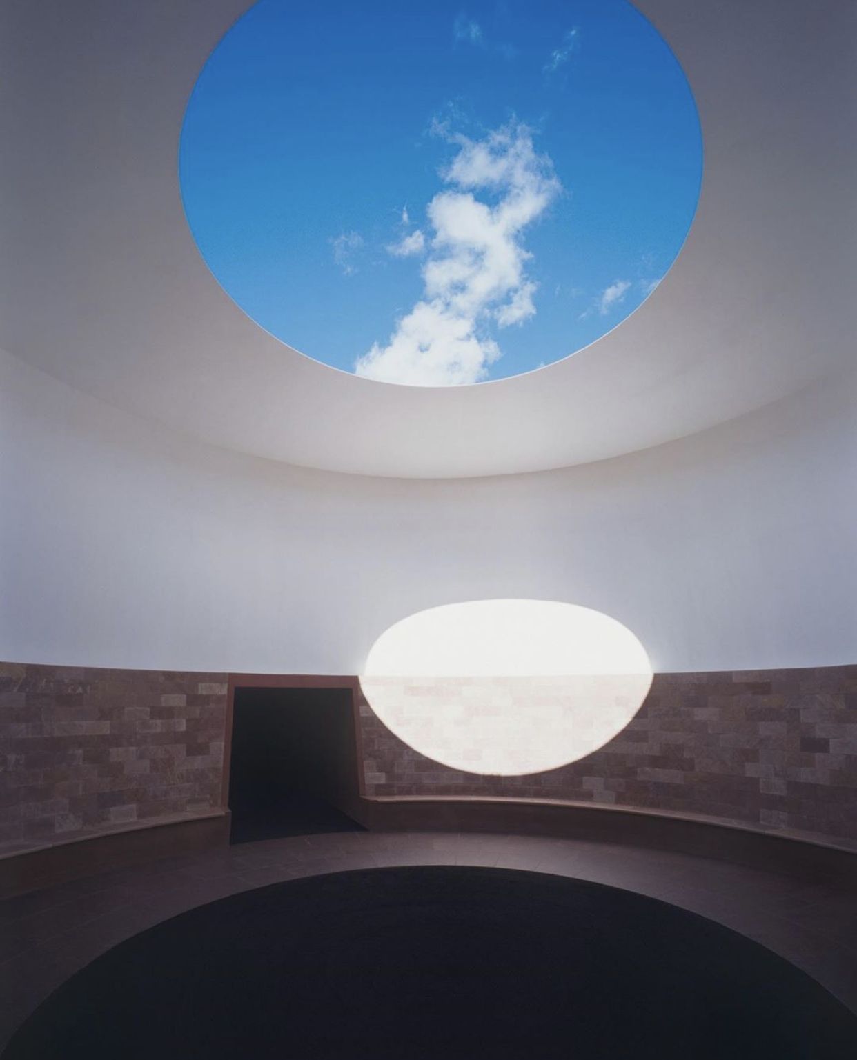 Zoom Artiste : La lumière et l'espace de James Turrell - Culture Bien-être